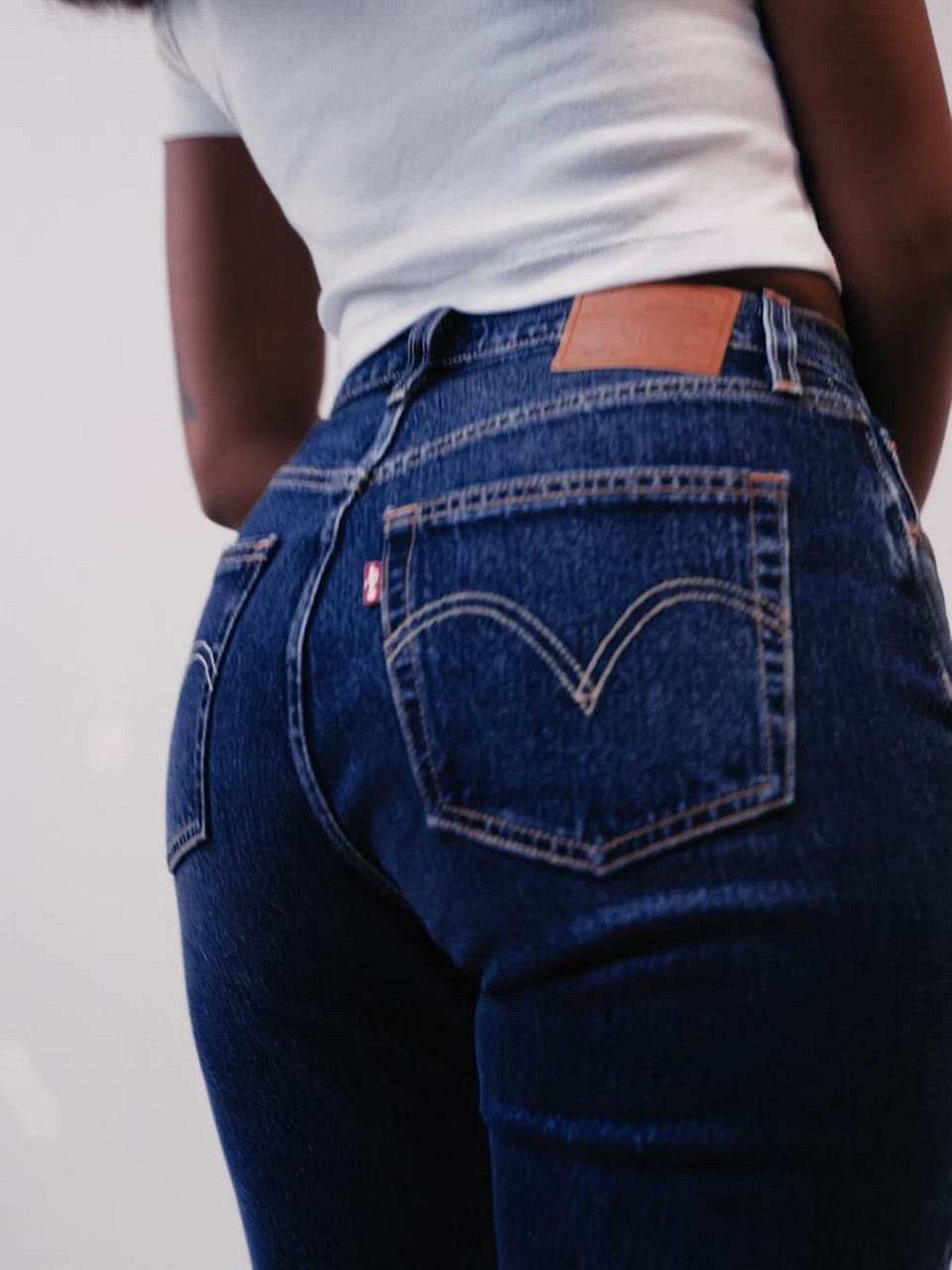 Women High Rise Dark Wash 501 Curve Jeans | Levi's® CA