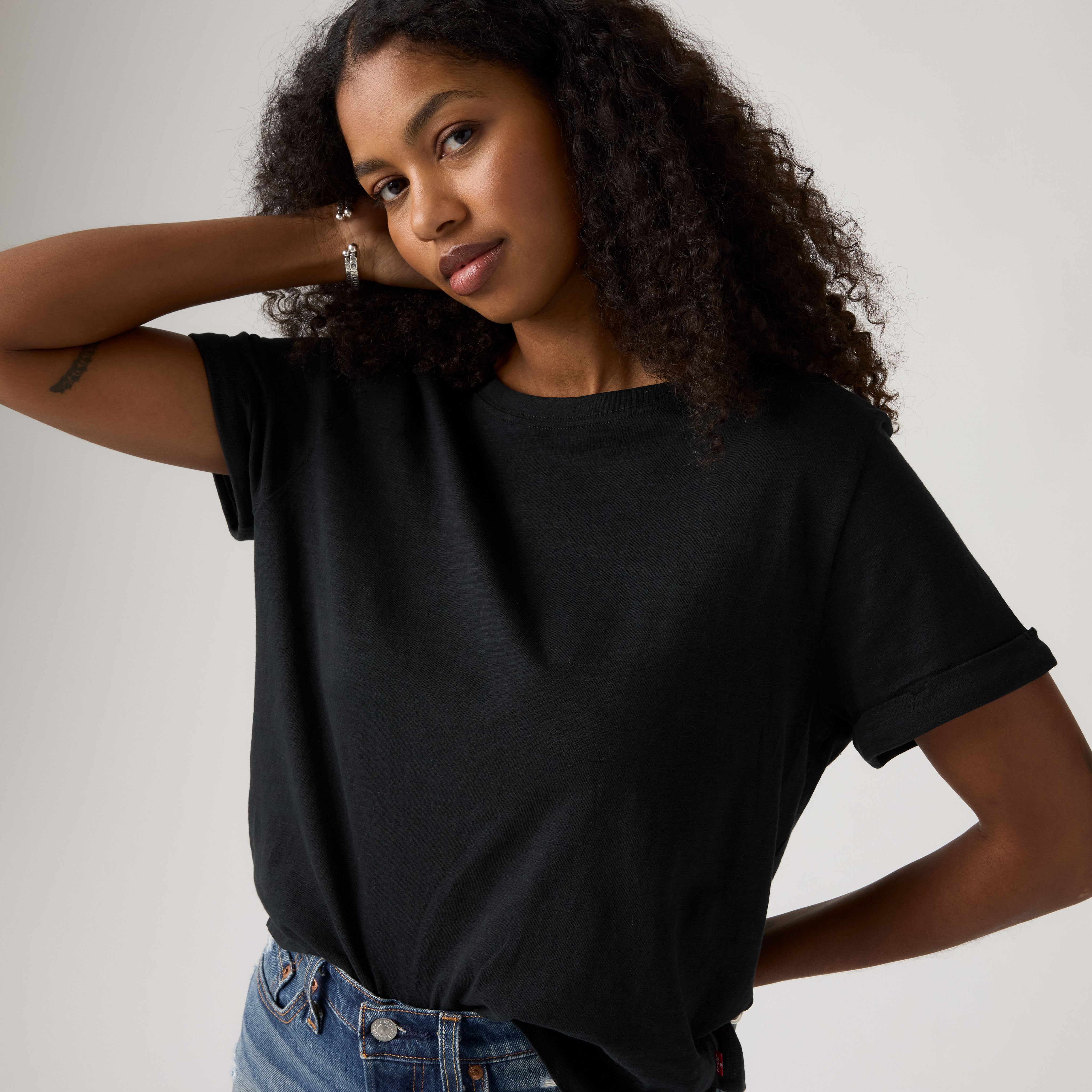 Julie Slub Tee - Black | Levi's® CH